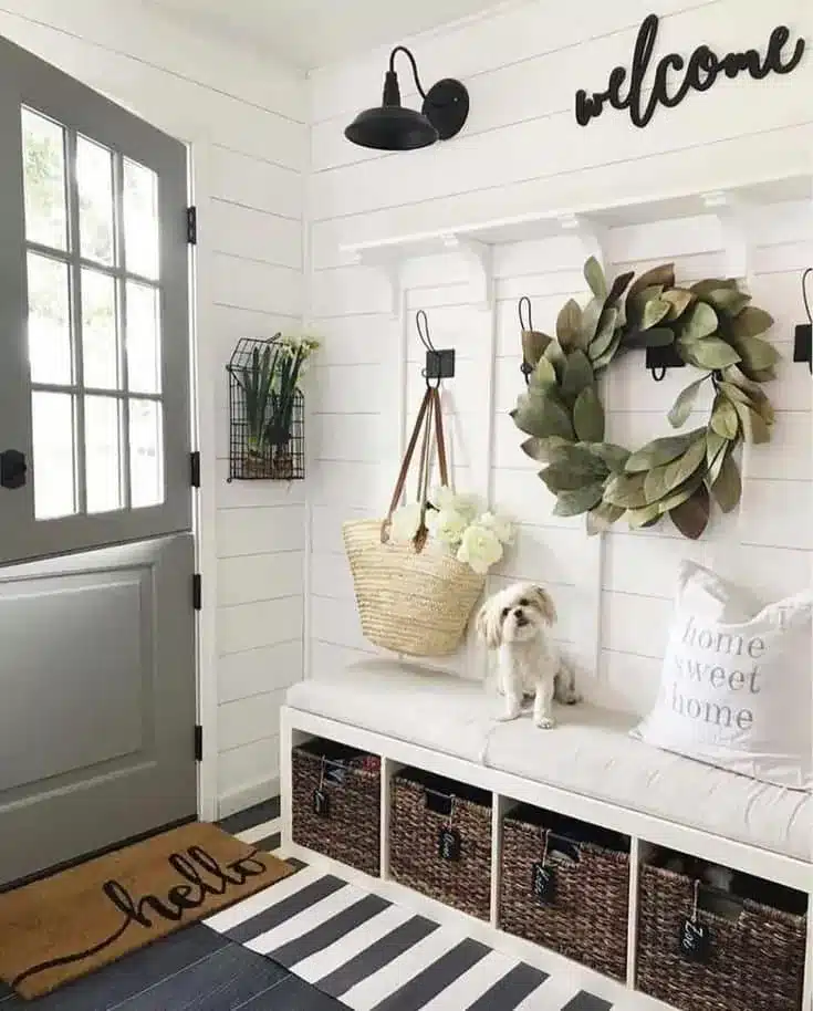 10 Stunning Entryway Ideas for Small Entry