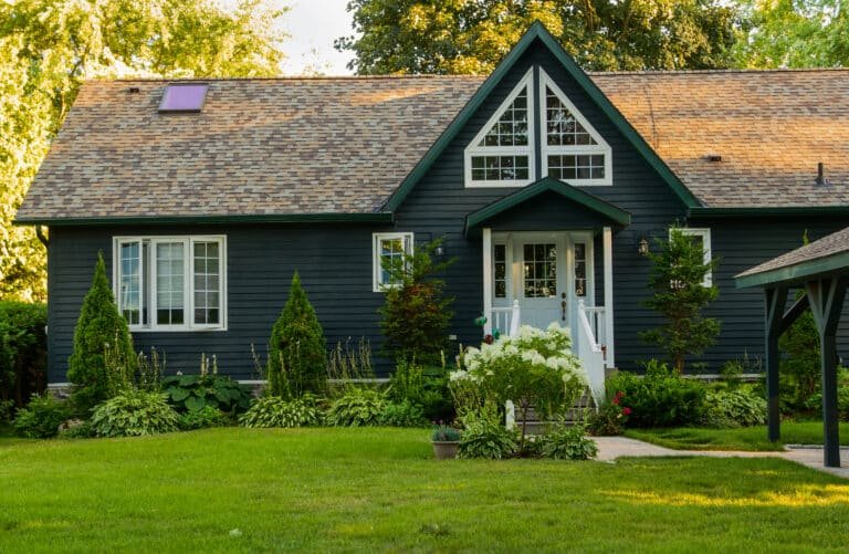 Elevate Your Stylish Ranch House Siding Ideas for a Fresh Look – My ...